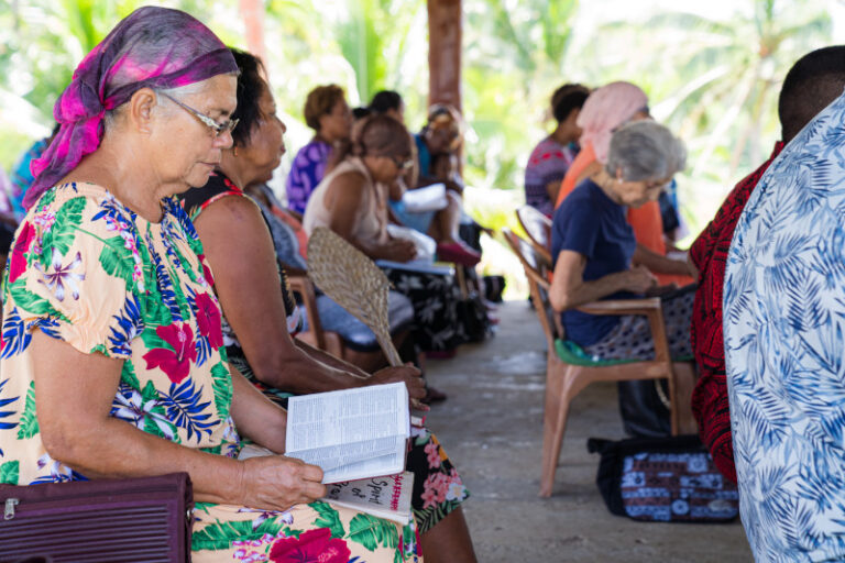 Digging deeply into God's Word in Fiji | Langham Partnership United ...